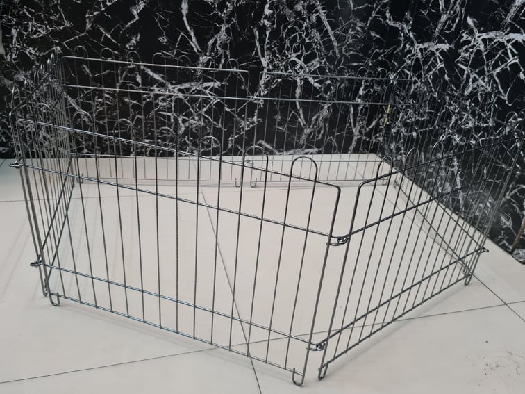 Barkshire Dog Pen Door Copley Mill Low Cost Moves 2nd Hand Furniture ...