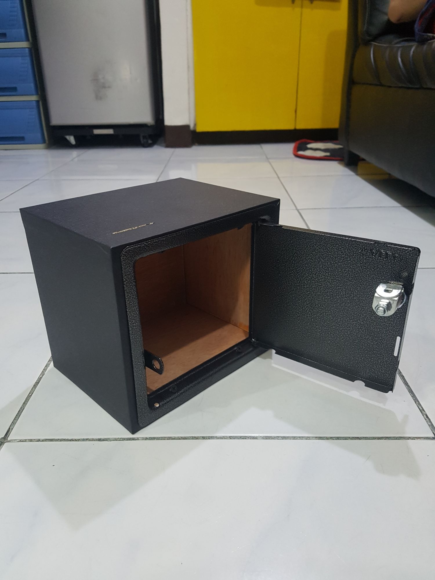 Buy Alkansya Vault Pinas online | Lazada.com.ph